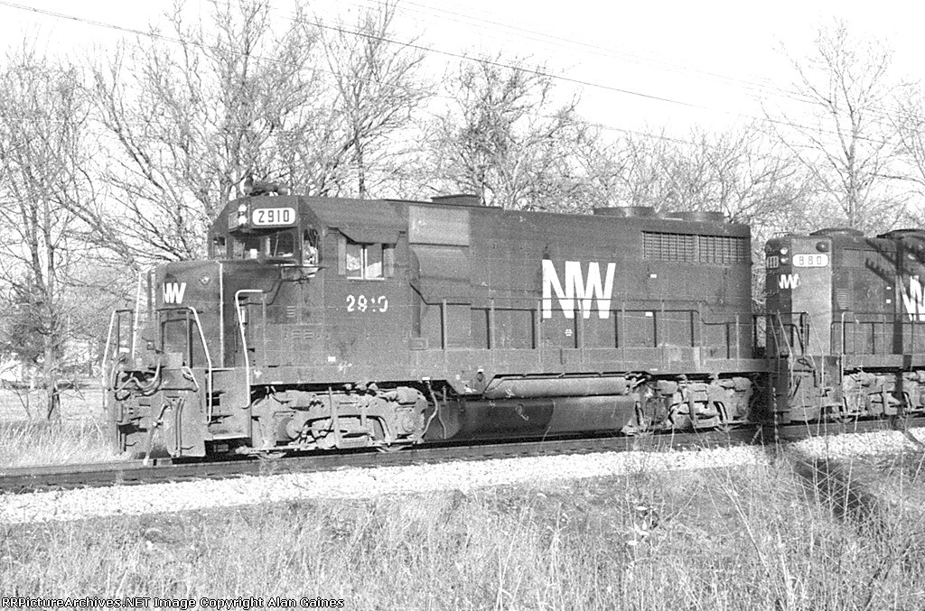 N&W GP-35 2910